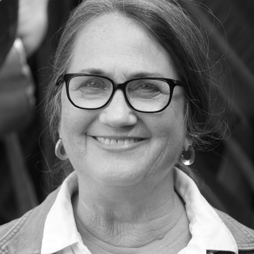 Susan Bell: Life, Travel, and Exploring Your Passions – La Peony Clothing